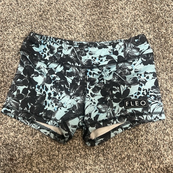 Fleo | Shorts | Fleo Original Cut Blue Floral | Poshmark